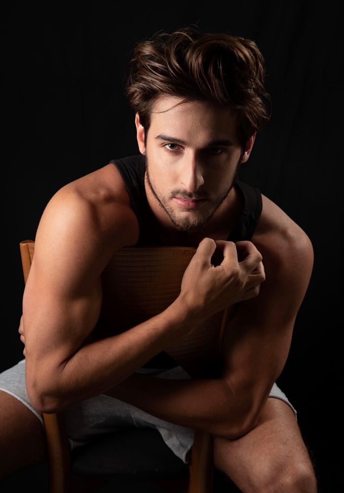 ALEX MODEL - MEN